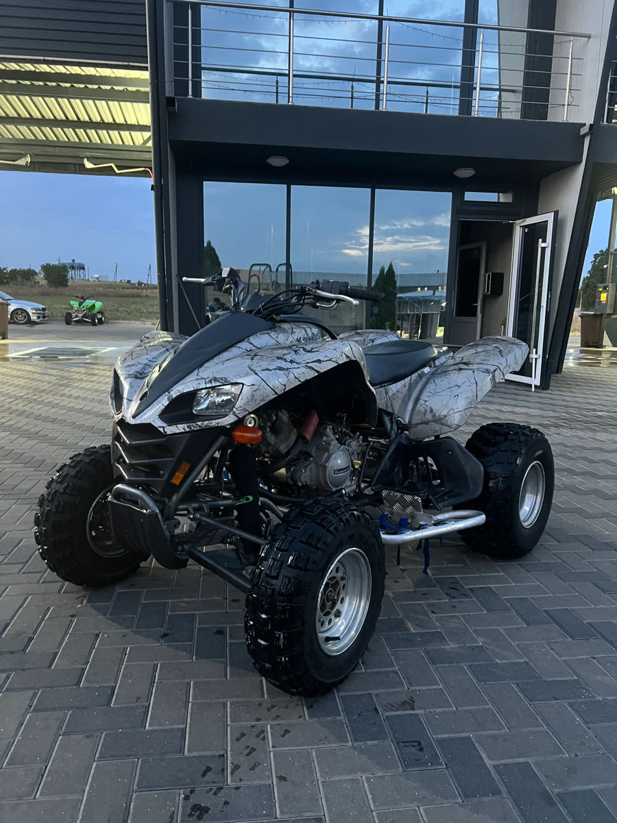 Kawasaki KFX 700 an. 2007 cu rulaj 5000 km, 7500