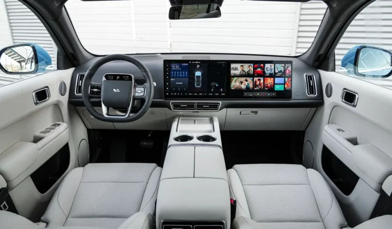 LiXiang L7 2024 г. с пробегом 5 км, Плагин-гибрид (бензин), 40500