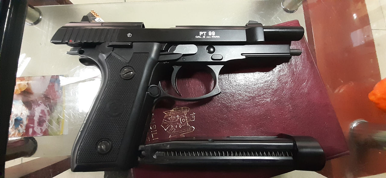 Airsoft Taurus PT99 full auto