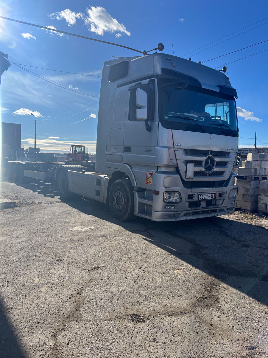 Mercedes Actors 1851