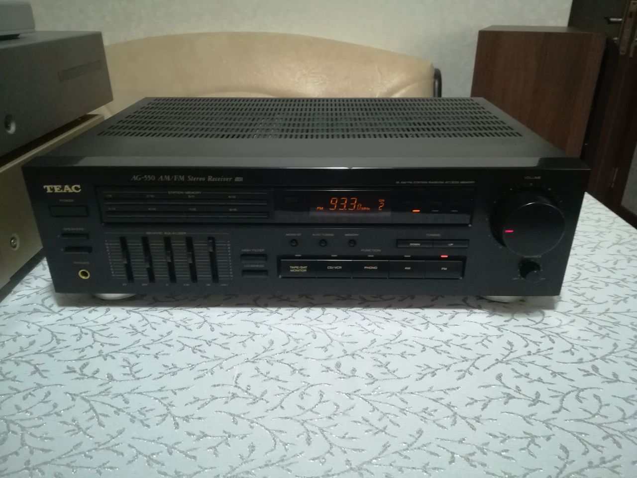 Teac AG-550 AM/FM HiFi Receiver + Radiotehnika S-50B HiFi Riga