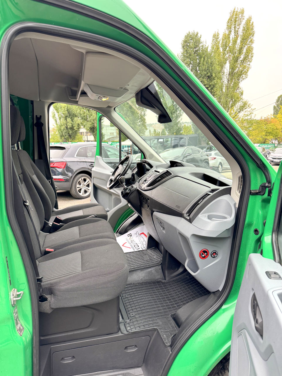 Ford TRANSIT 7 LOCURI an. 2014 cu rulaj, Diesel, 12999