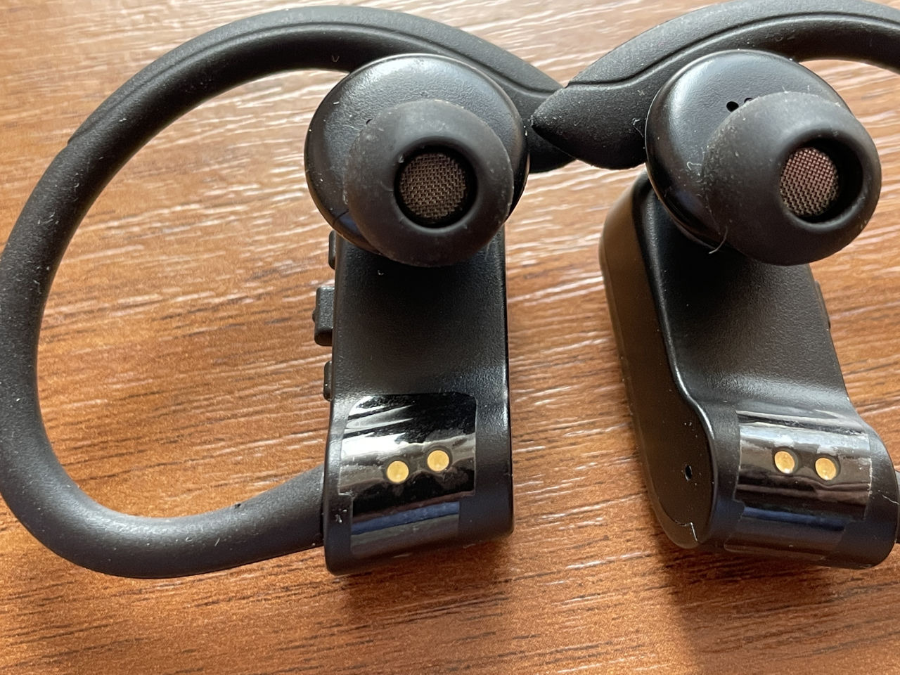 TWS earbuds 17ly86bk