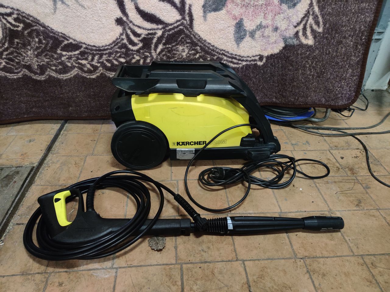 Aparat de spălat cu presiune Karcher 620M, adus din Germania