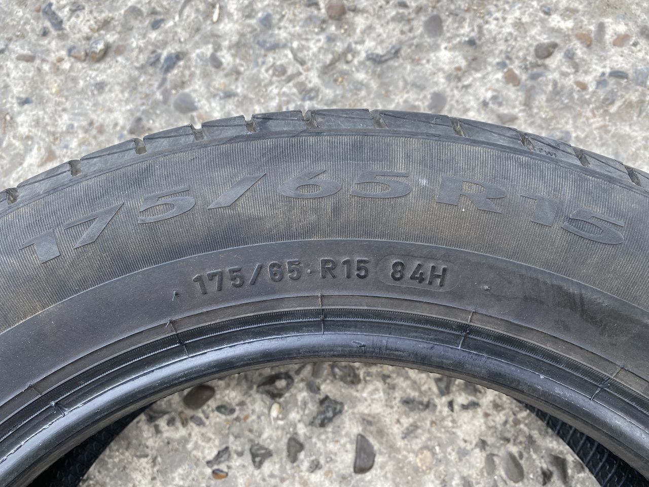 175/65 R15