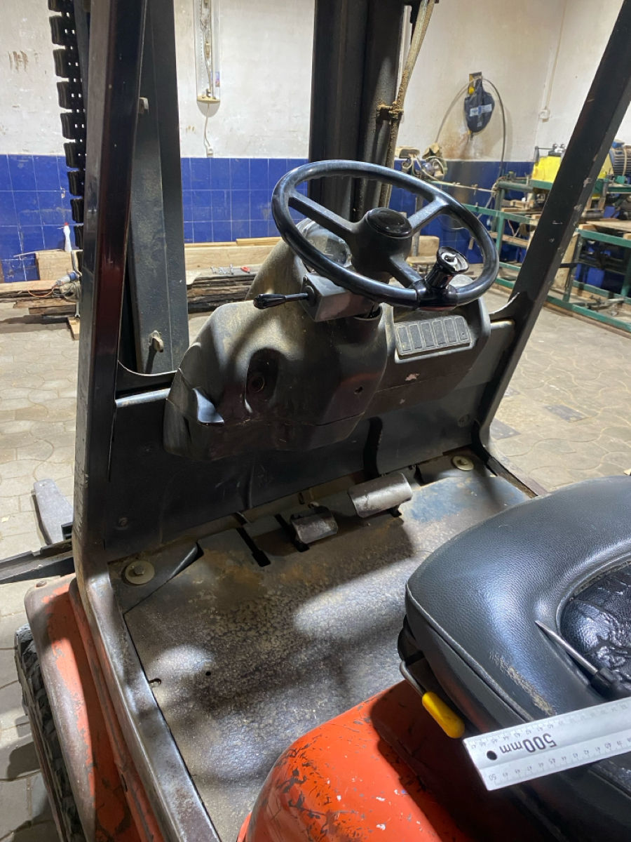 Погрузчик Linde H30D