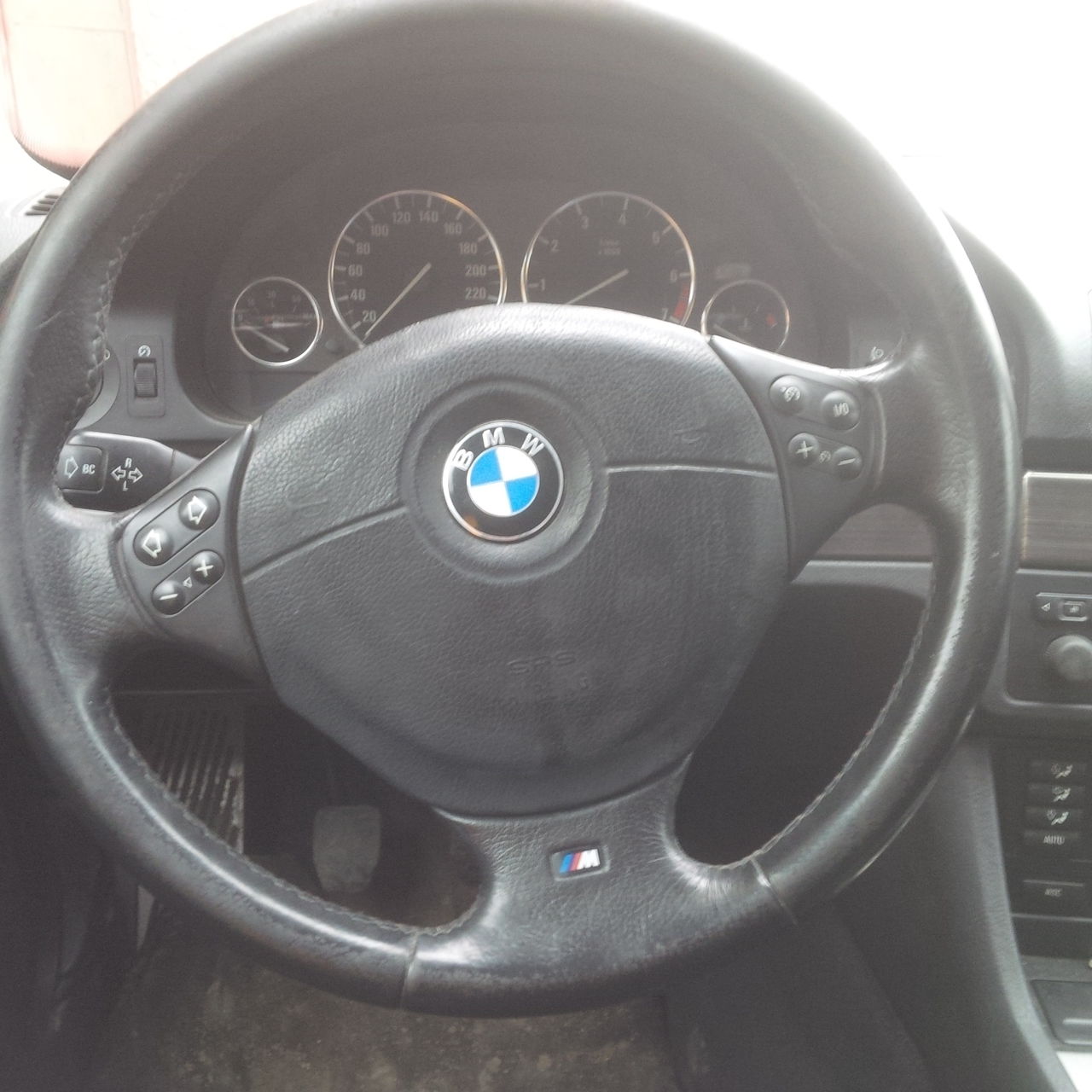 Volan cu butoane e39 si e46