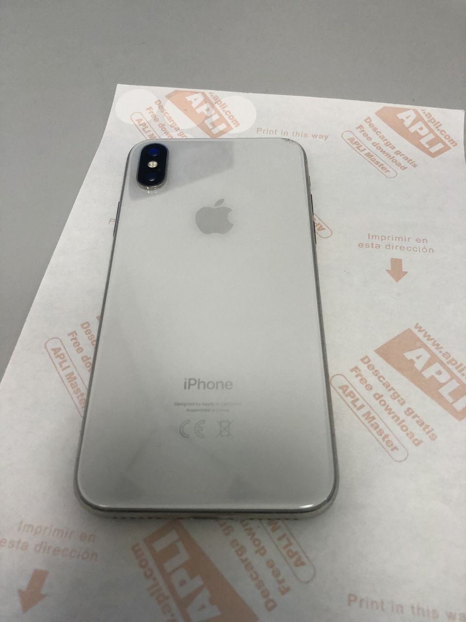 Iphone x 64