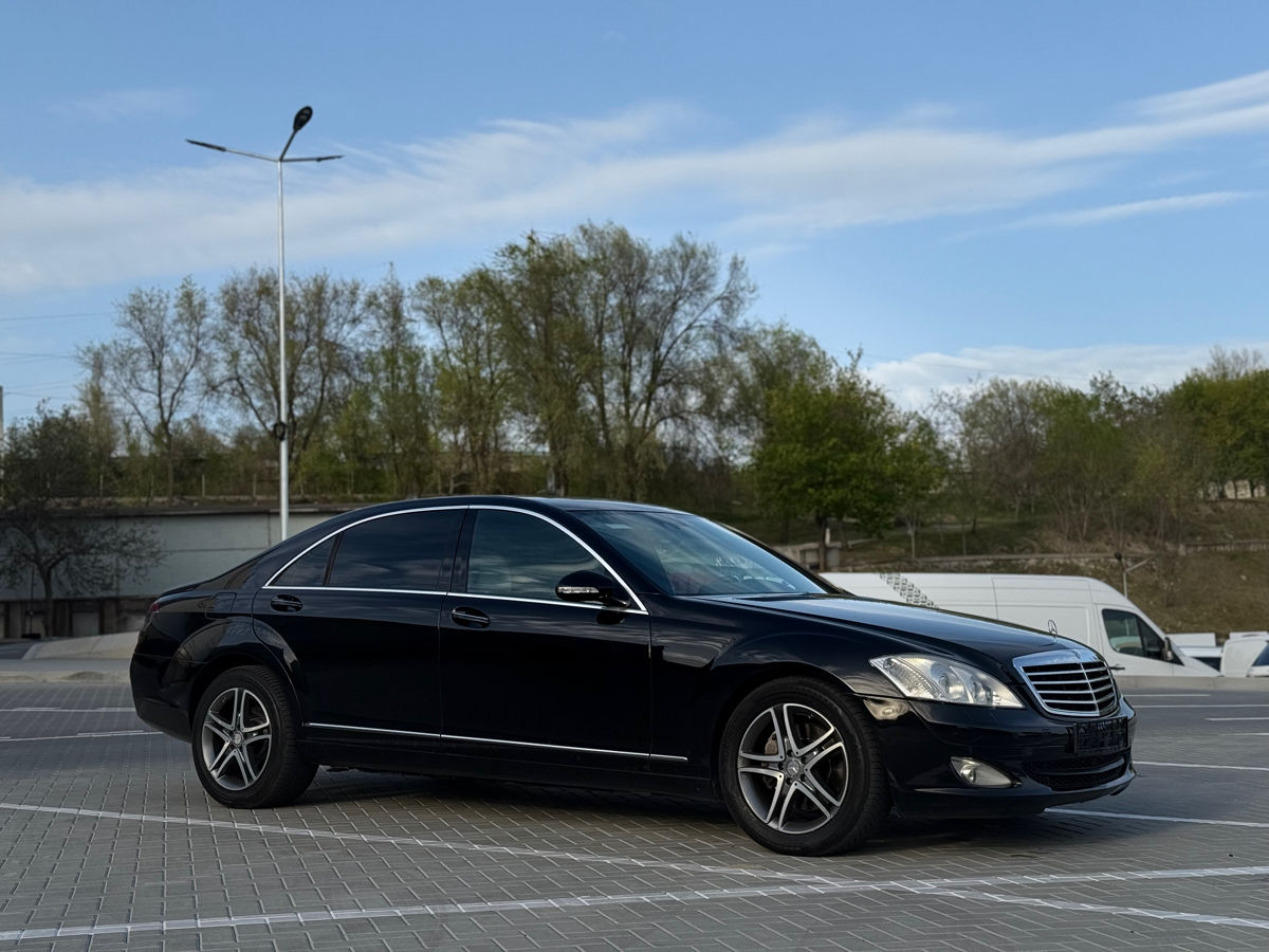 Mercedes S-Class