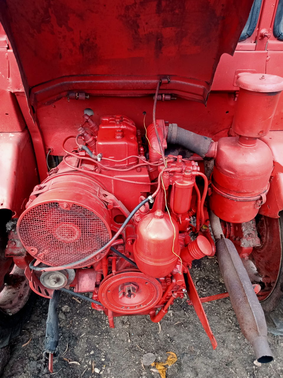 Tractor T16 stare buna