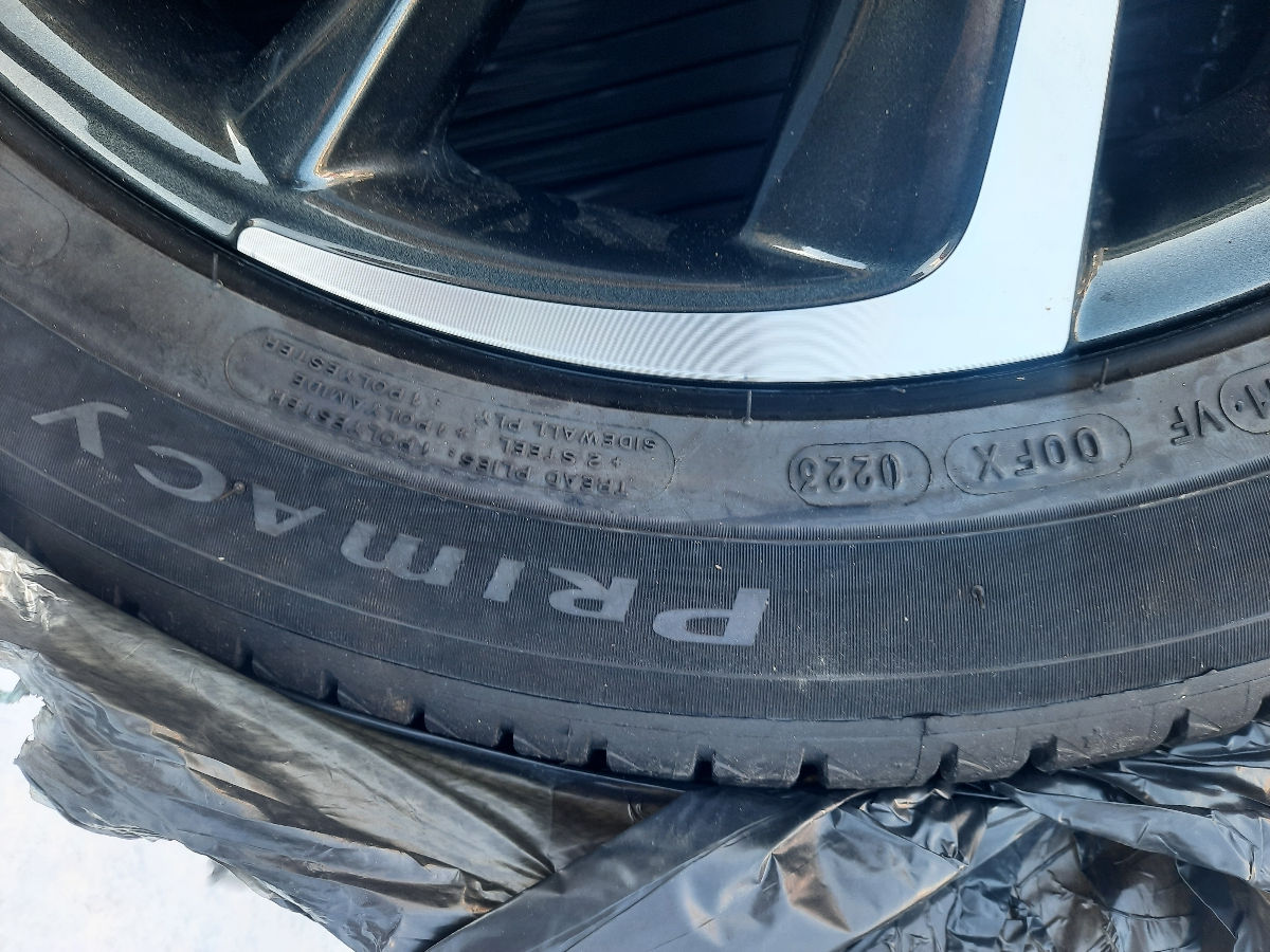 Toyota 225/50R18 Michelin Primacy 3