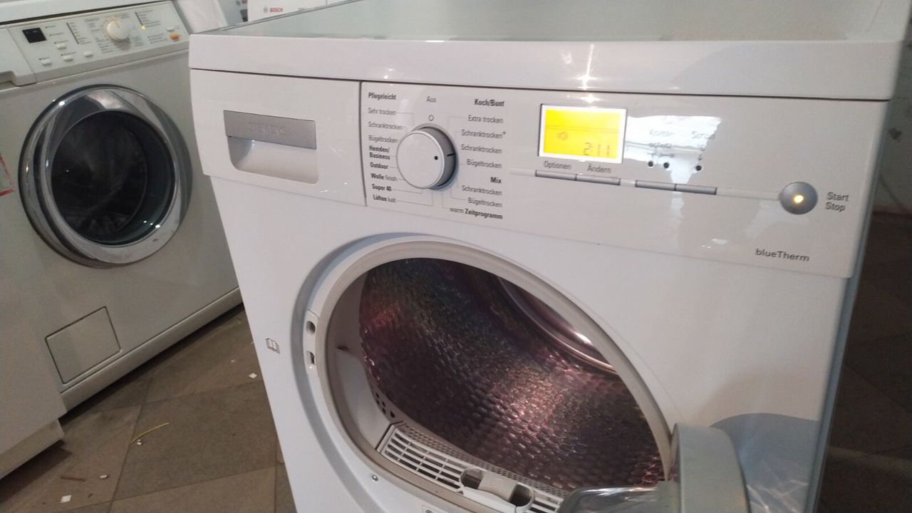 Немецкая компрессорная сушильная машина Siemens Blue Therm на 7 кг