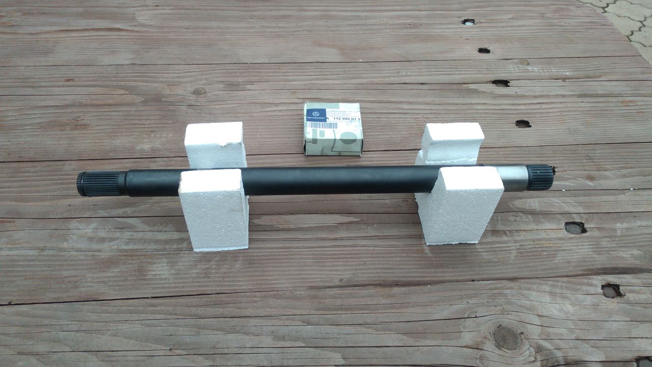 A1129800115 Mercedes подвесной подшипник передней полуоси.