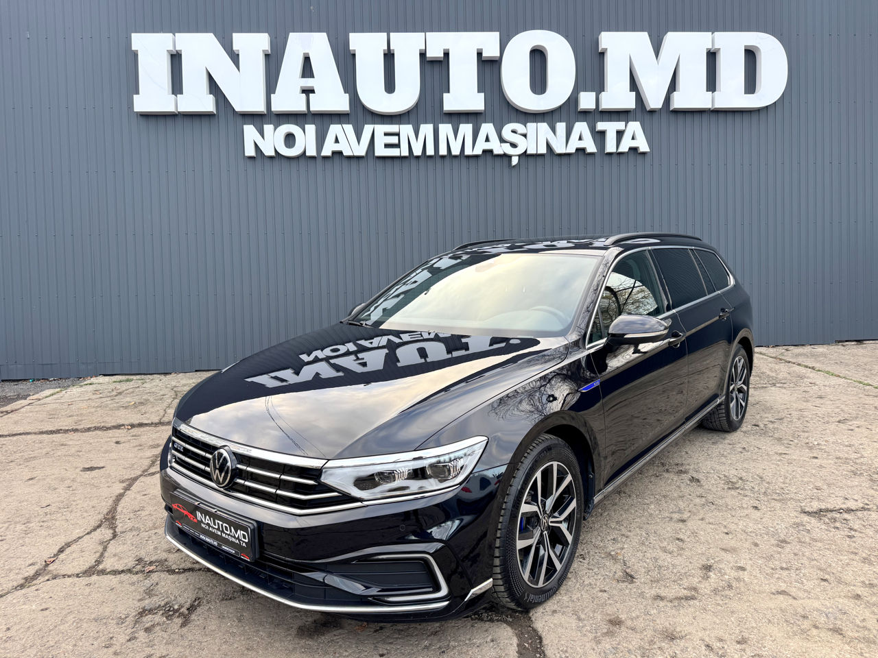 Volkswagen Passat an. 2021 cu rulaj 198000 km, Plug-in Hybrid (benzină ...