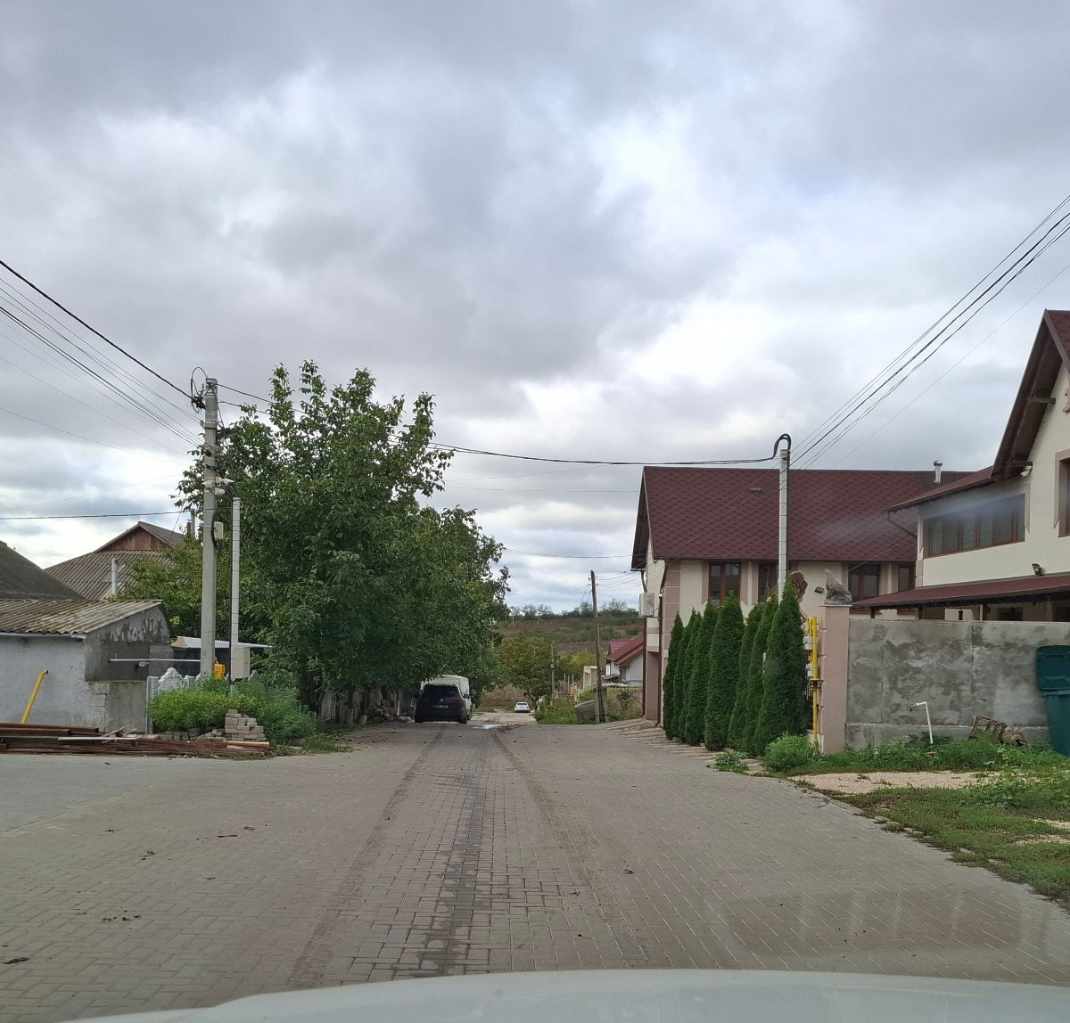 Vind teren pentru construcții 6.6 ari în satul Ghidighici .Str.Mihai Viteazu 11.
