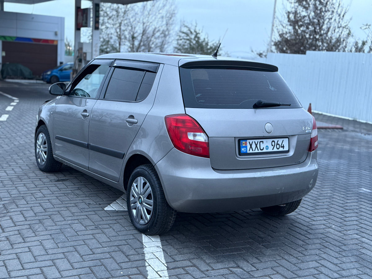 Skoda Fabia an. 2009 cu rulaj 231400 km, Diesel, 2999