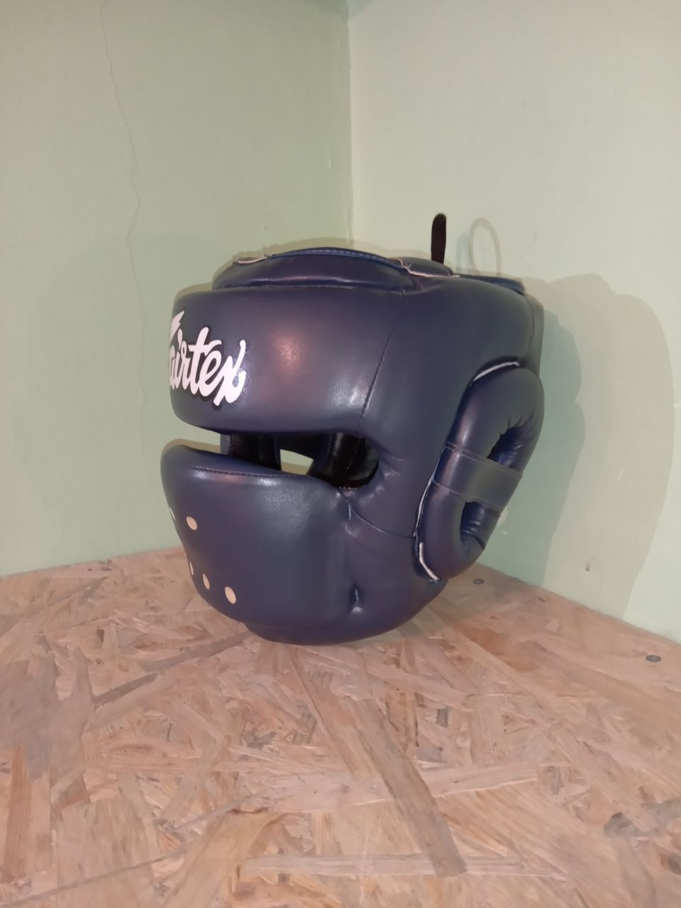 Боксерский шлем Fairtex HG14 синий с защитой носа. Размер шлема " по ...