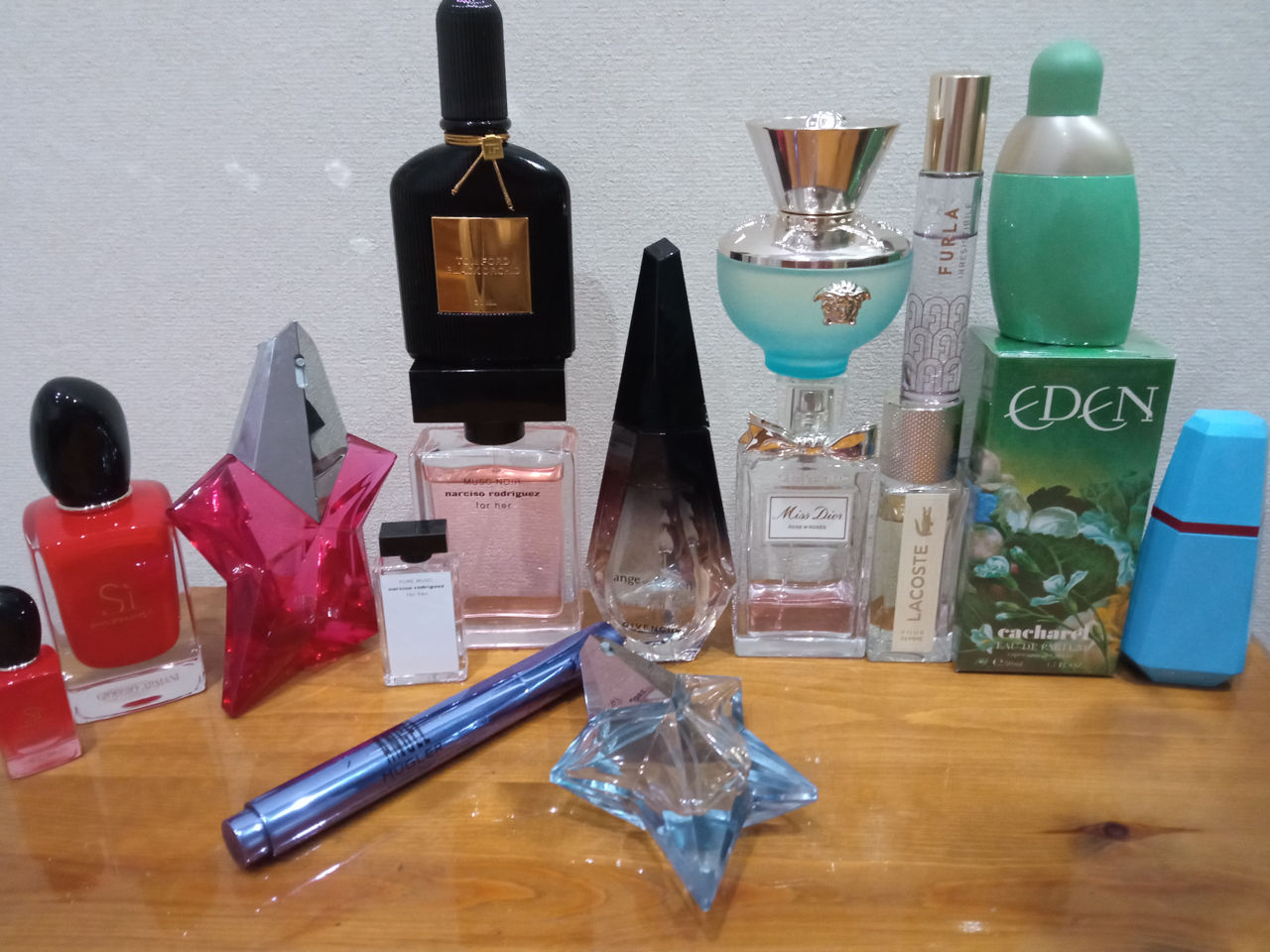 Parfumuri originale din colecție, unele noi