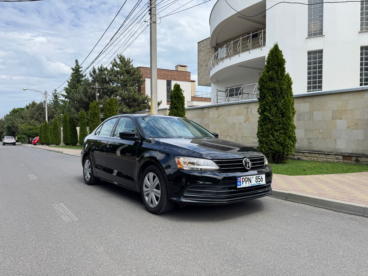 Volkswagen Jetta an. 2017 cu rulaj 90000 mi, Benzină, 9900