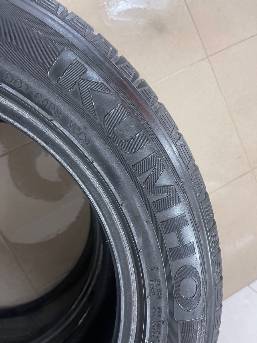225/55 R17 Kumho