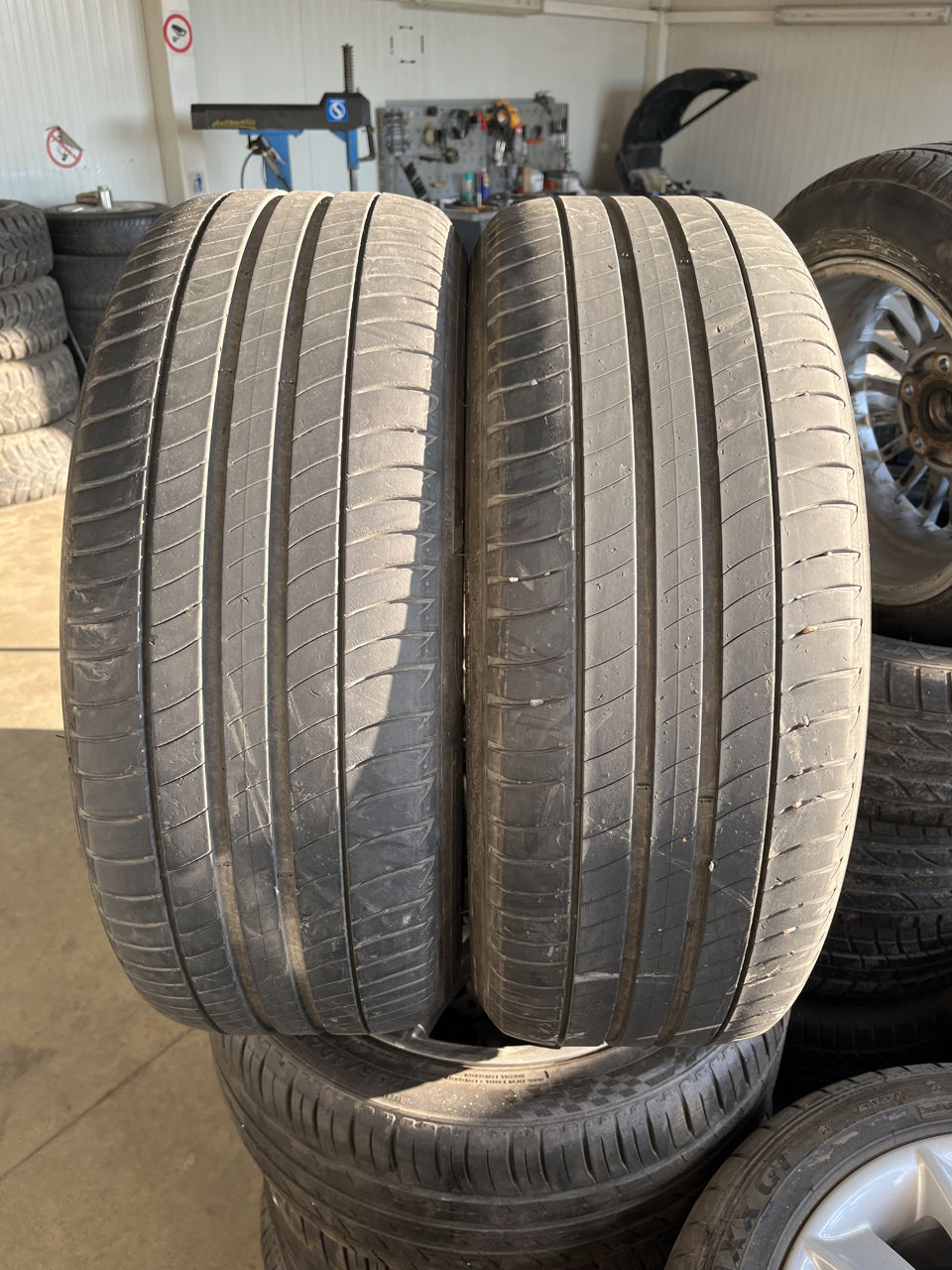 225/55r18