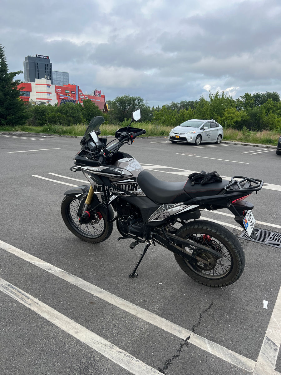 Wolf Motors Extreme 300 an. 2025 cu rulaj 4000 km, 1000