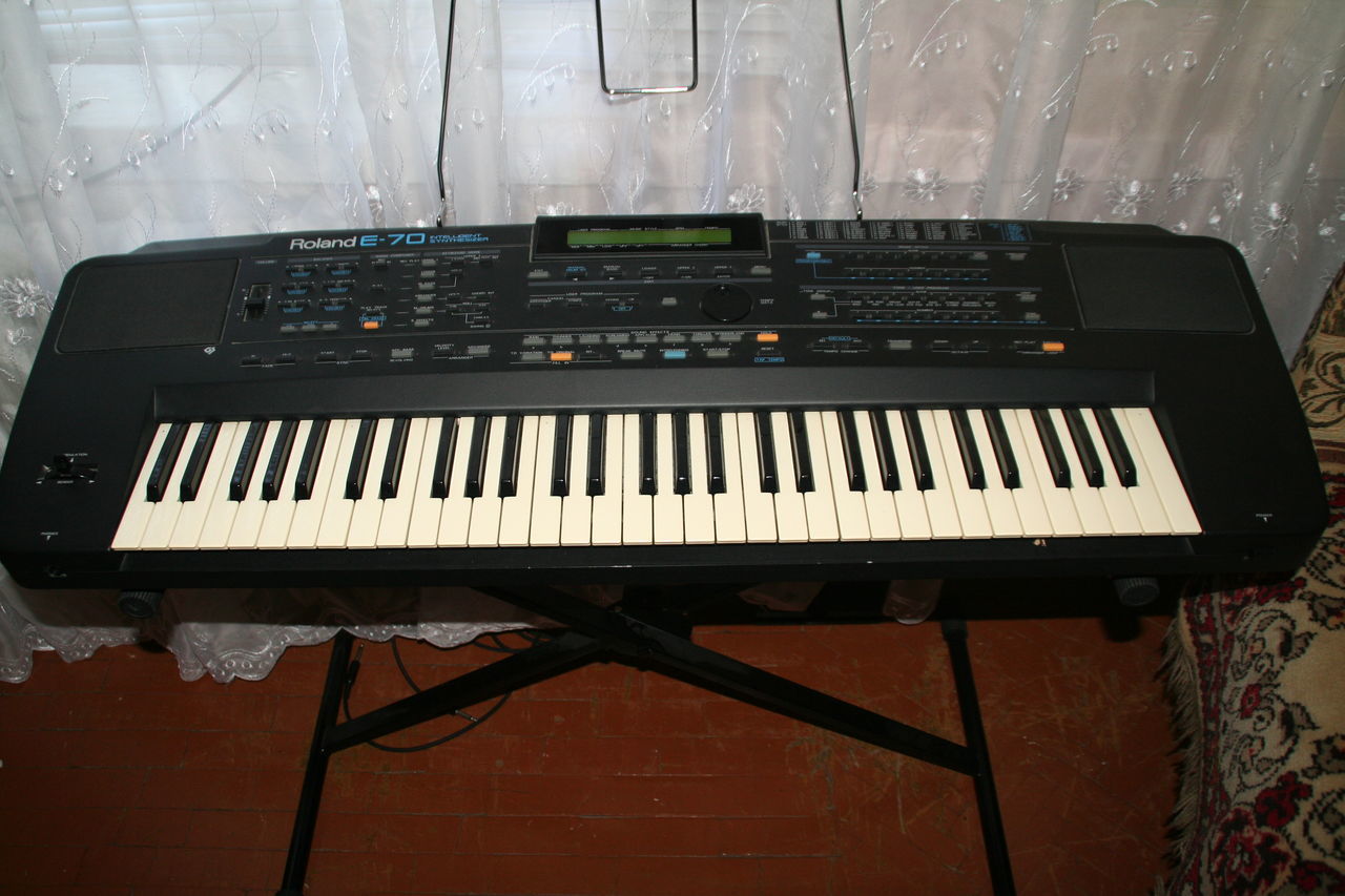 roland E70