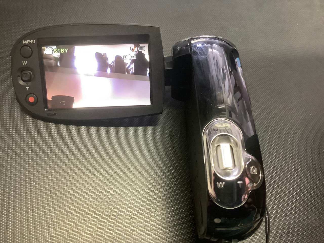 Samsung SMX-C20 video camera