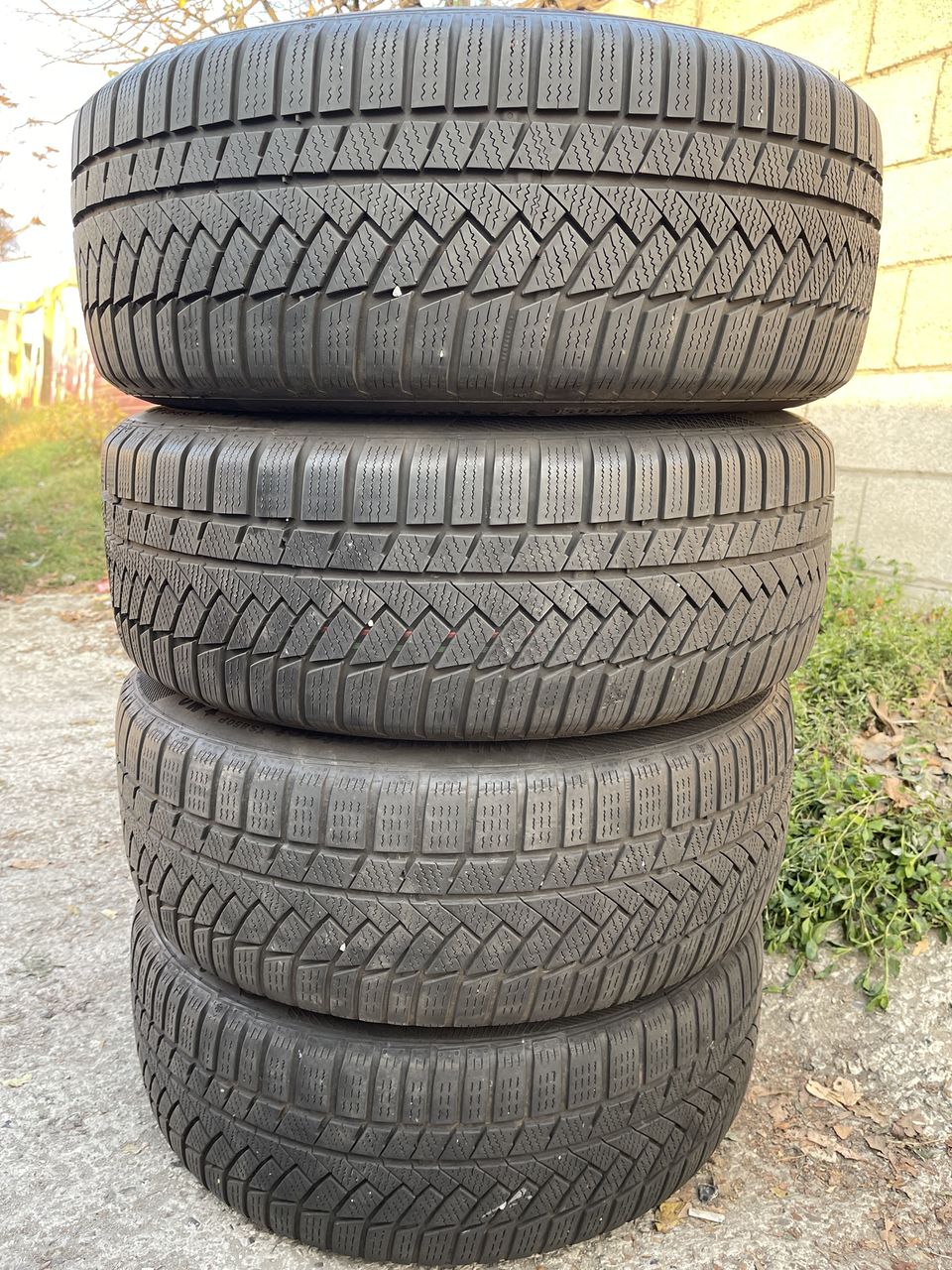 225/55 R17