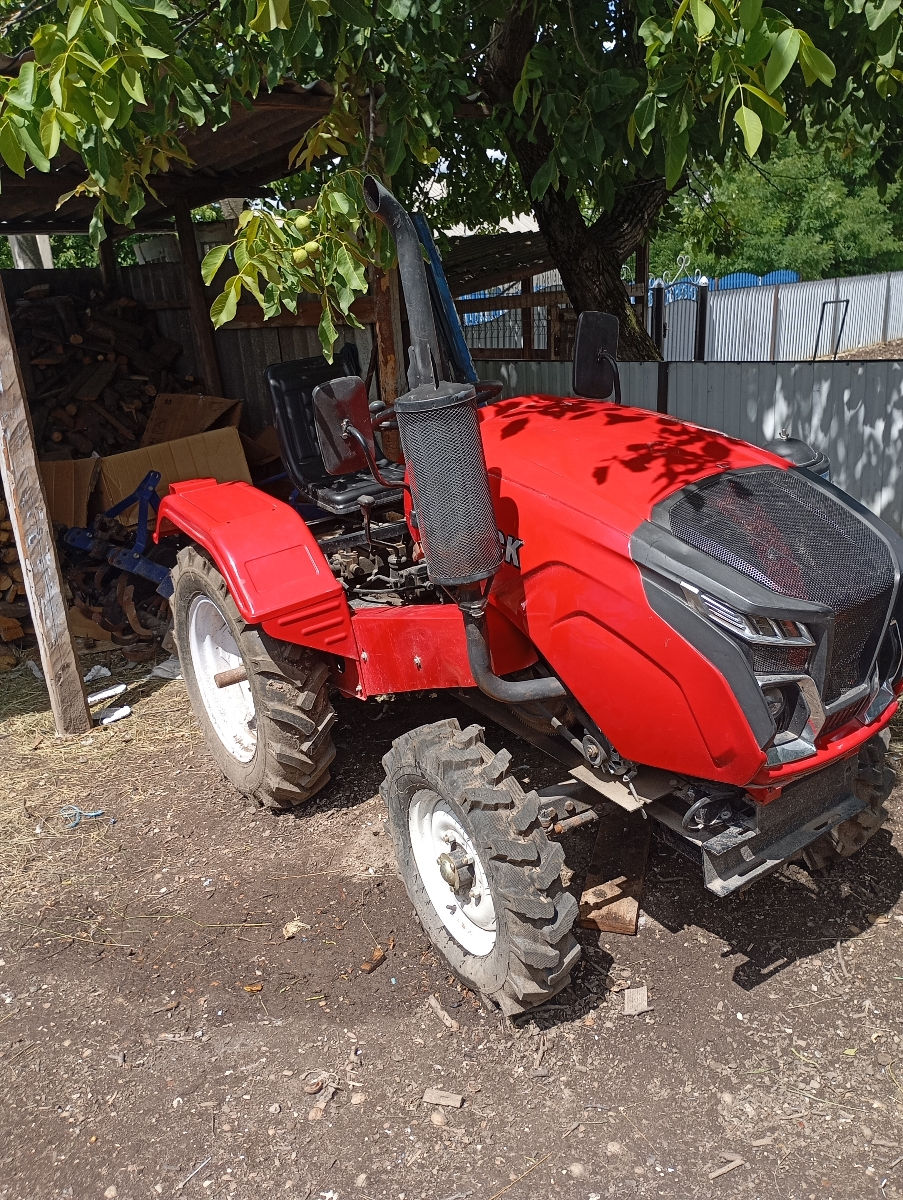 Vînd tractor în stare buna