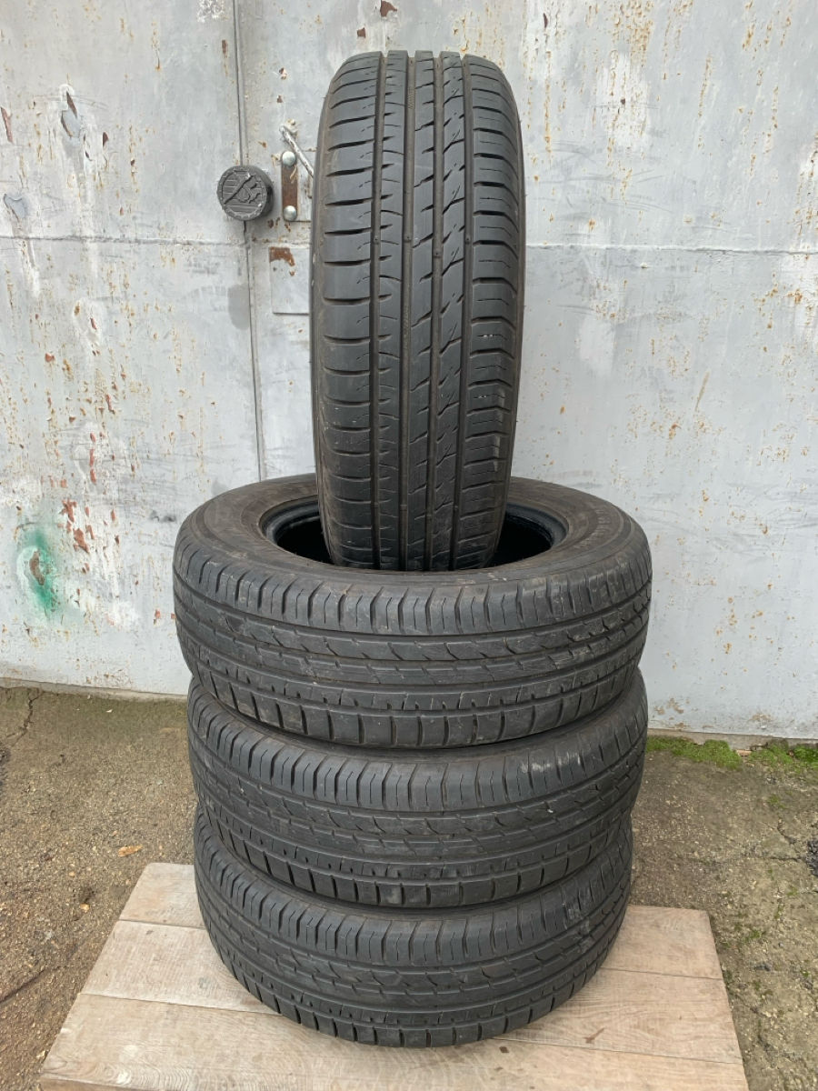 R16/65/215 Kumho (Vara)