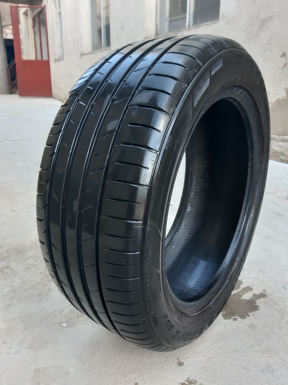 4 Roți: Toyo, Japan, Proxes Sport: 255/50/R19 și 285/45/R19; 107 Y