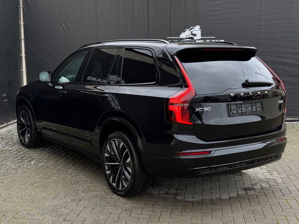 Volvo XC90 an. 2025 cu rulaj 20000 km, Plug-in Hybrid (benzină), 69900
