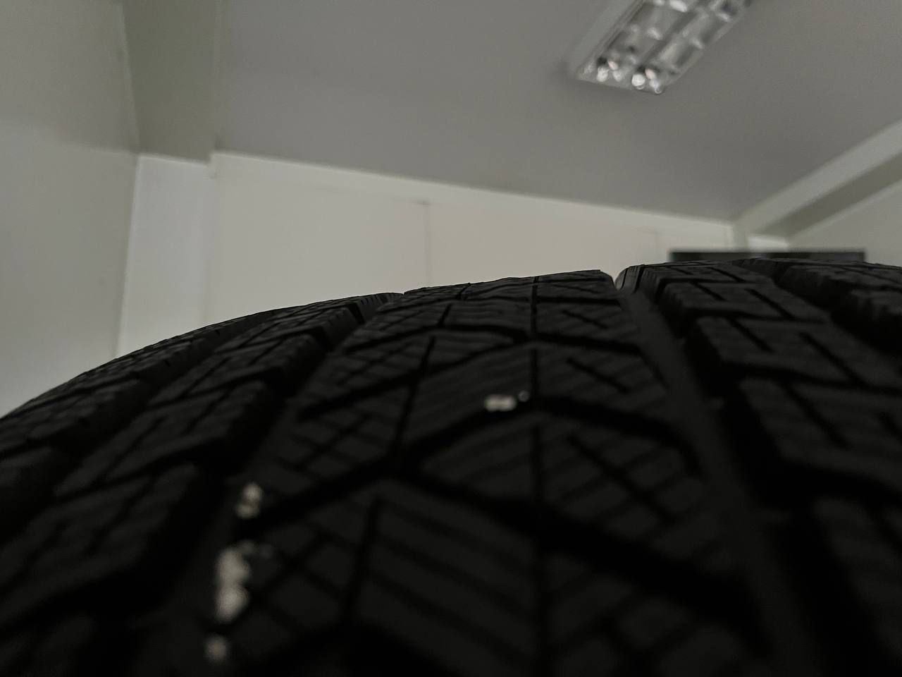 285/40 R22 Roti Audi Q8 Pirelli - Комплект Диски/Шины Ауди Q8