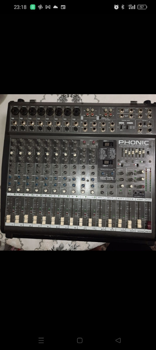 Phonic Mixer