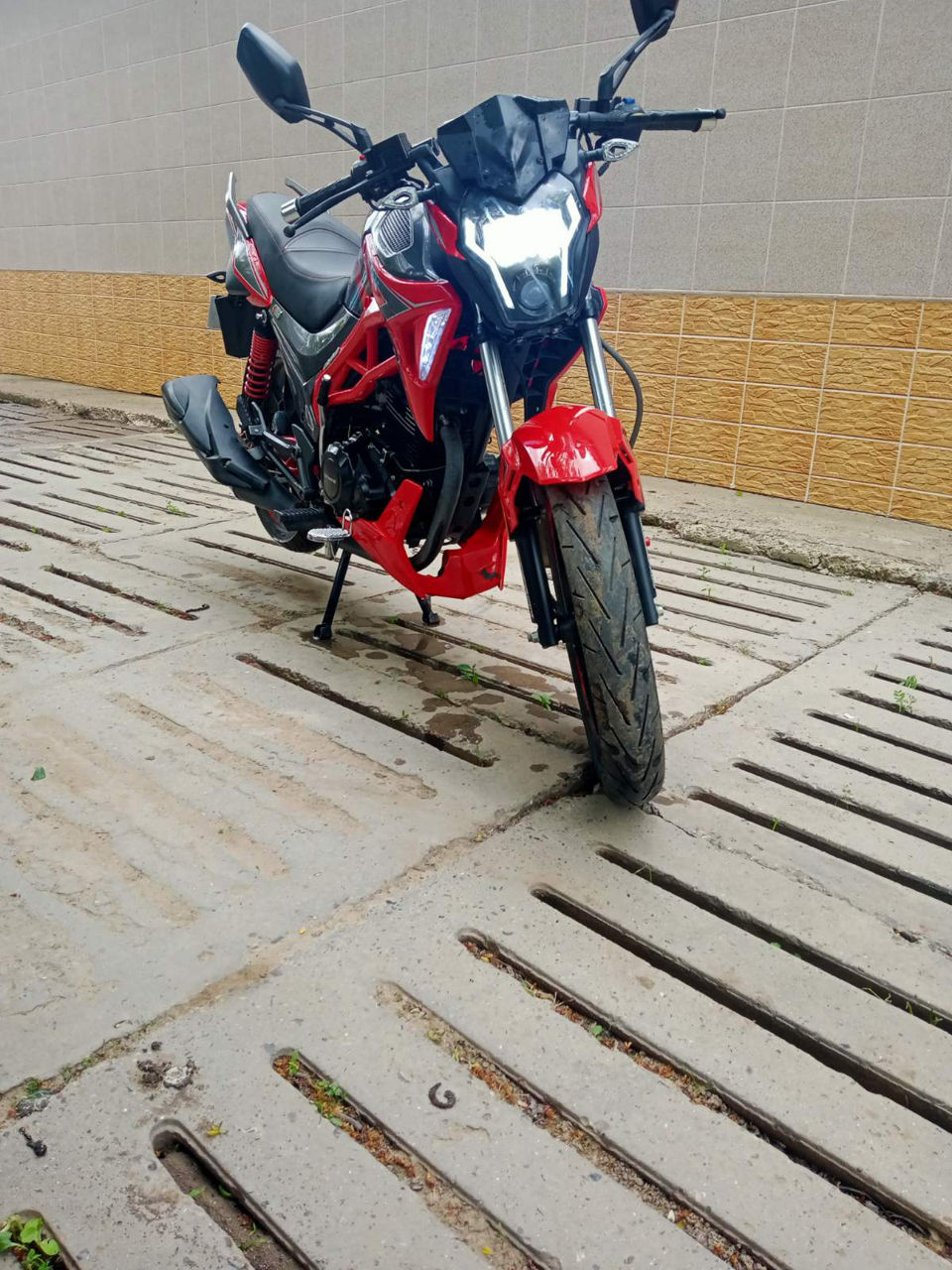 Altă marcă Senke 200