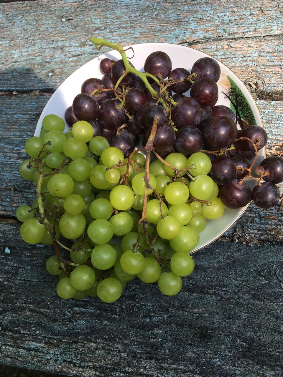 Vind poama muscat iantarnii,cardinal