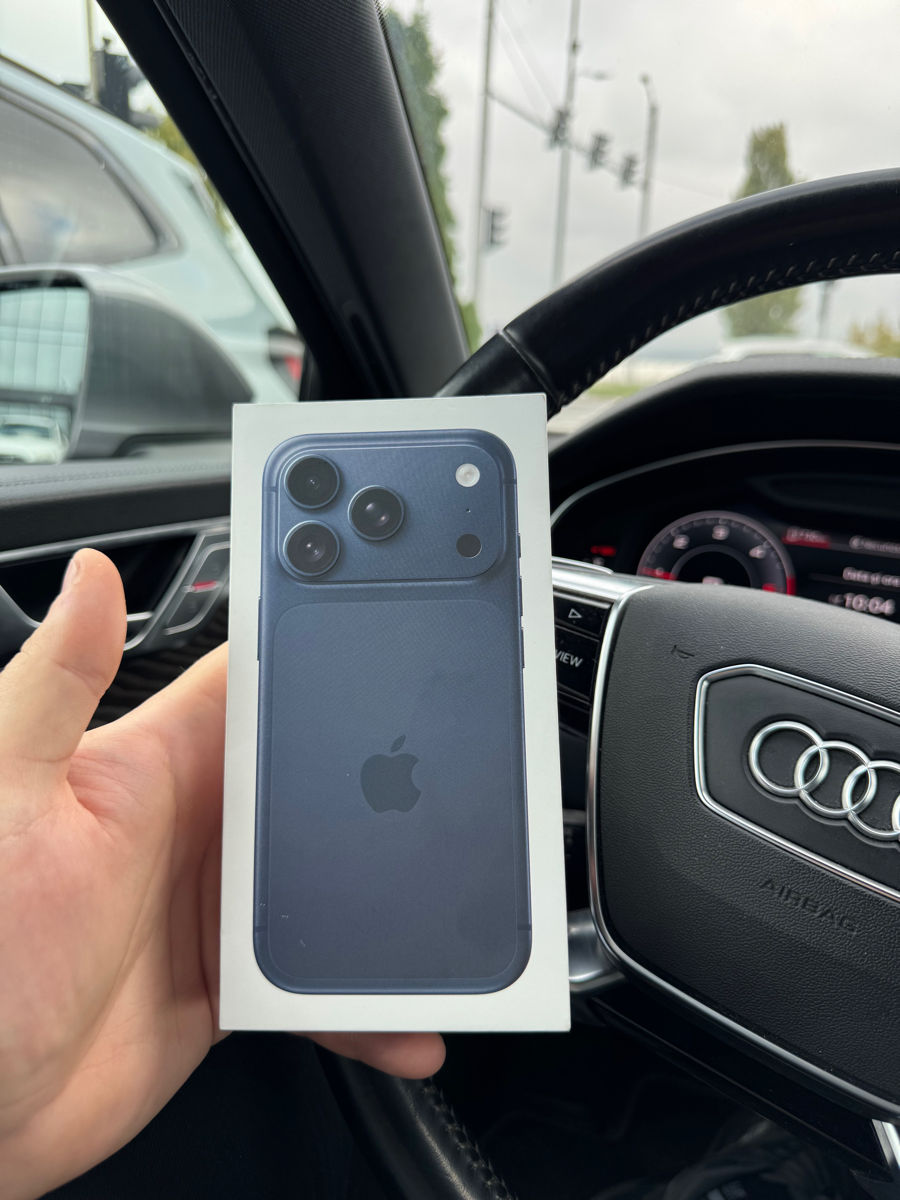 Vând iPhone 17 pro 256 GB Nou sigilat Blue model european cu sim fizic ...