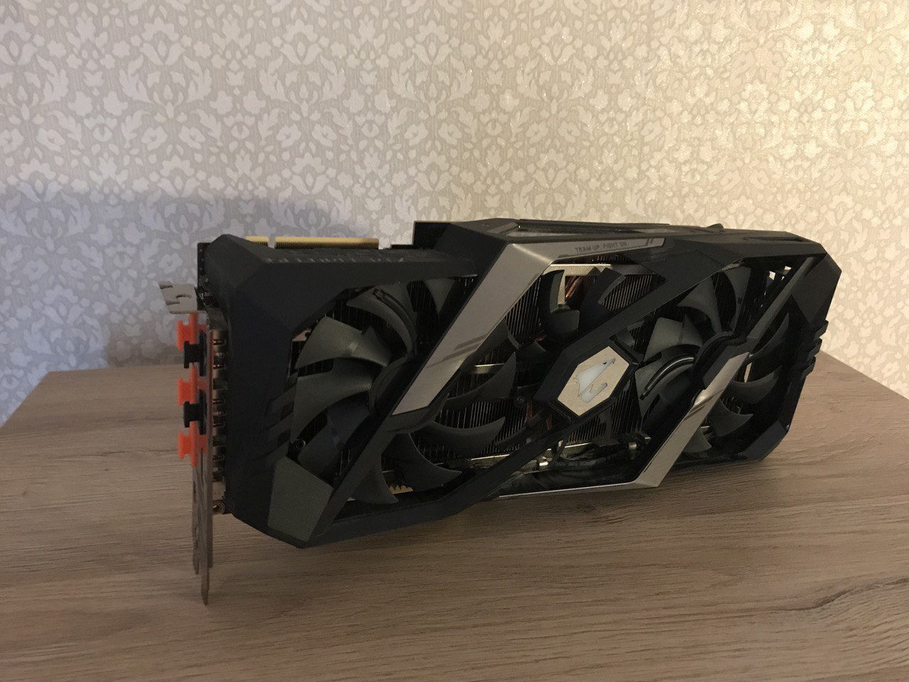 Gigabyte AORUS GeForce RTX 2080 Super TURBO