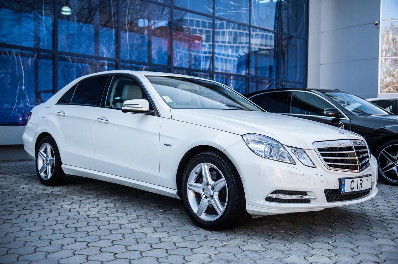 Vip mercedes-benz e/s class - 89 €/zi (день)