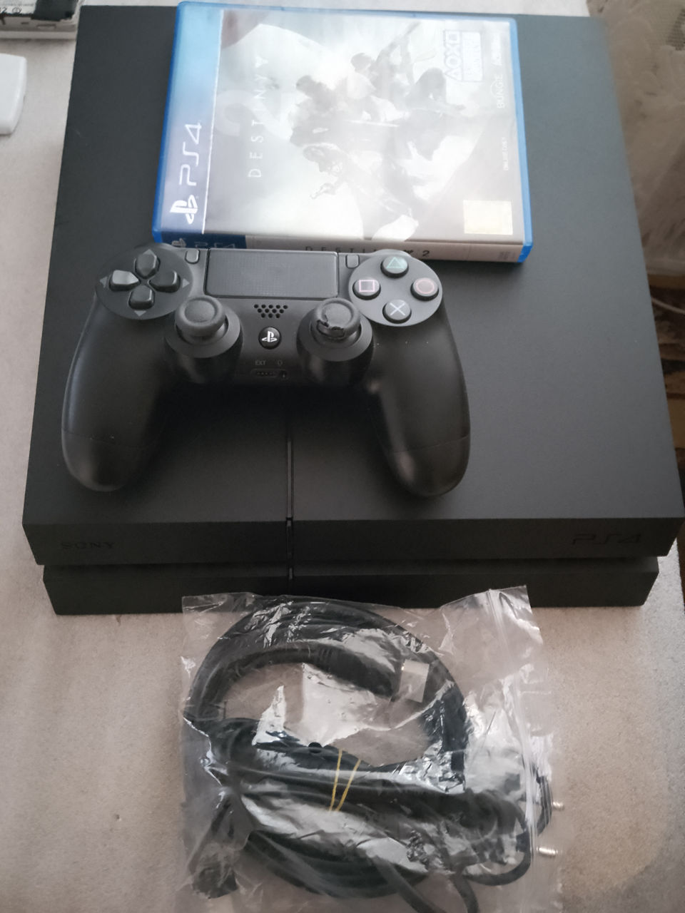 Playstation 4 / 1T / 1 joc