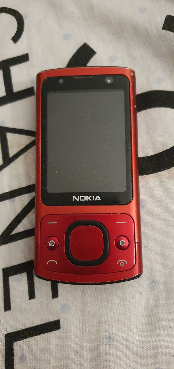 Продам nokia 6700s в рабочем состоянии!