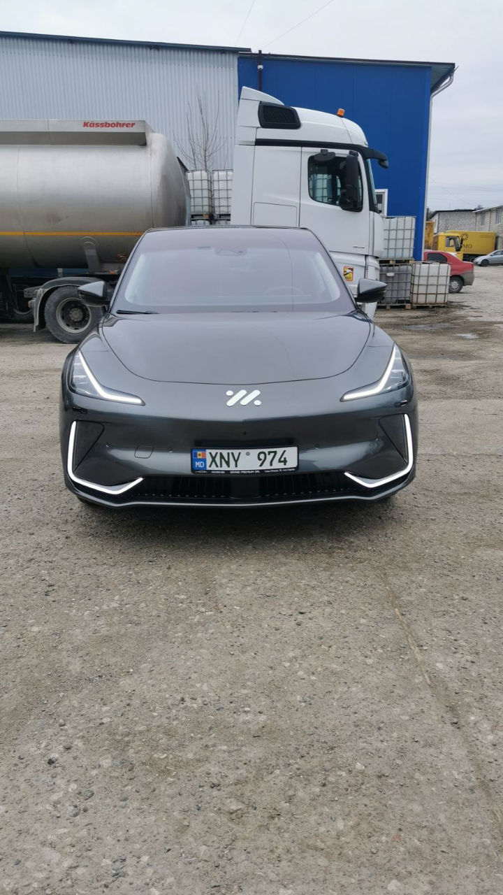 IM Motors LS7 2023 г. с пробегом 2200 км, Электричество, 42000