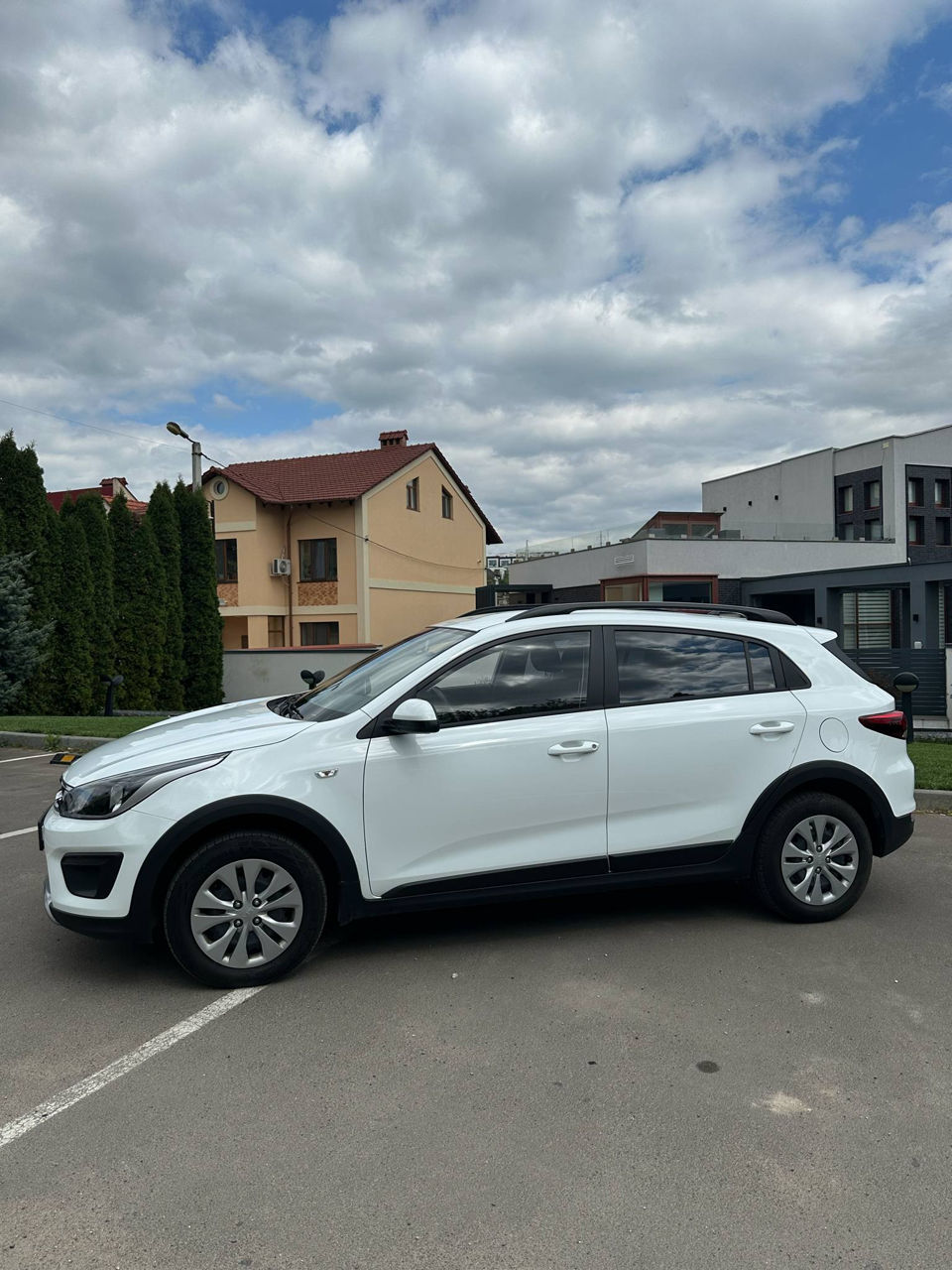 KIA Rio X-Line an. 2019 cu rulaj 30000 km, Benzină, 12750