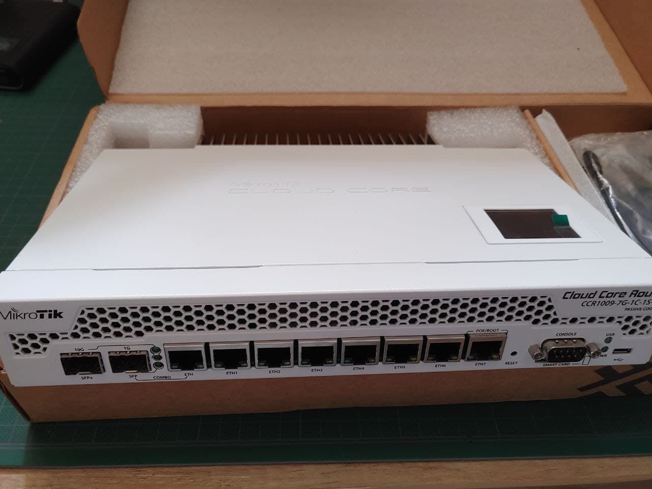 Mikrotik Cloud Core Router CCR1009-7G-1C-1S+PC