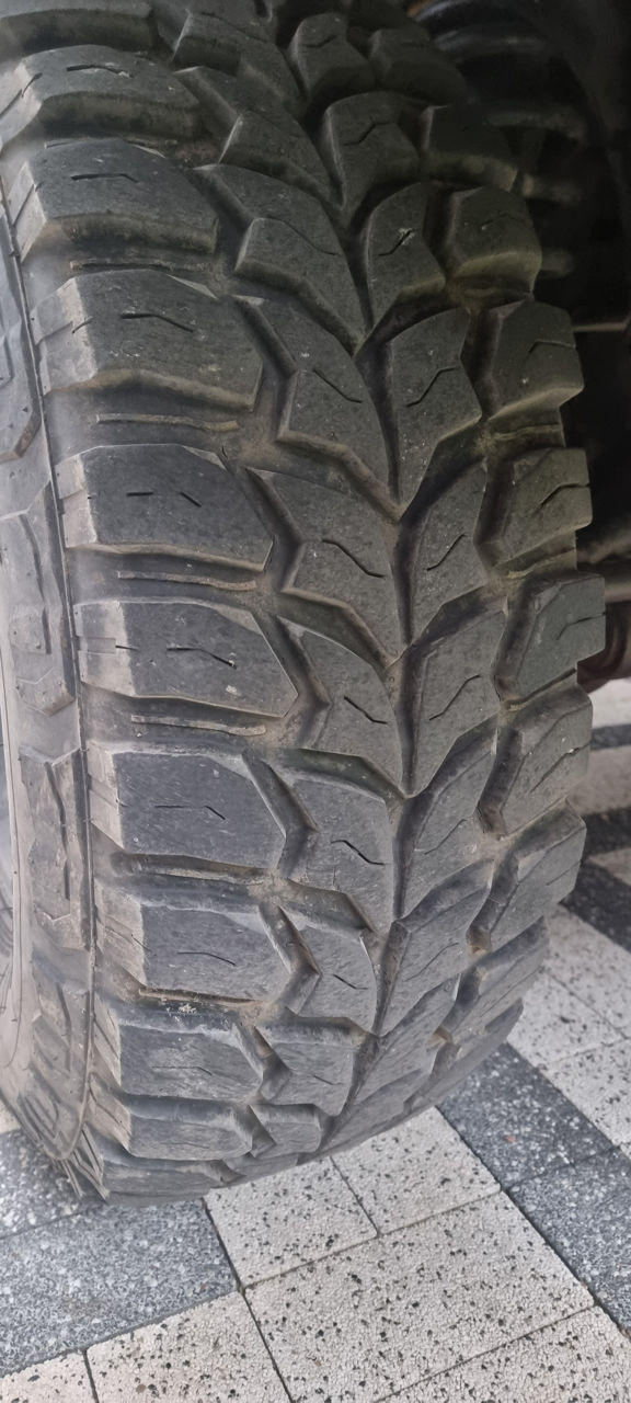285 75 r16