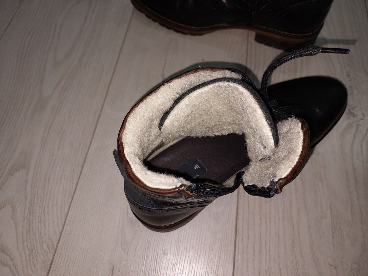 Vind urgent botine Handmade in Portugal
