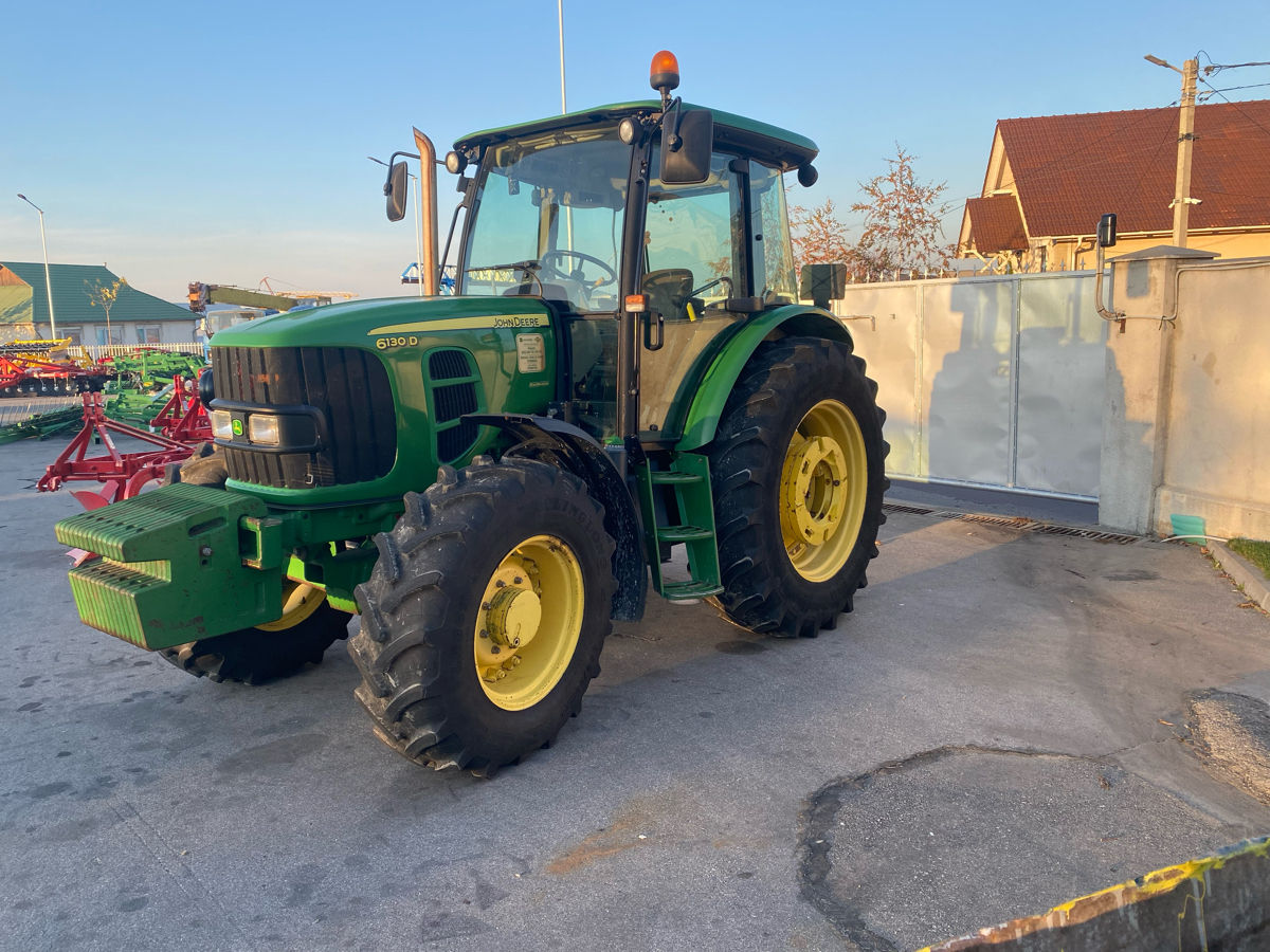 John Deere 6130D