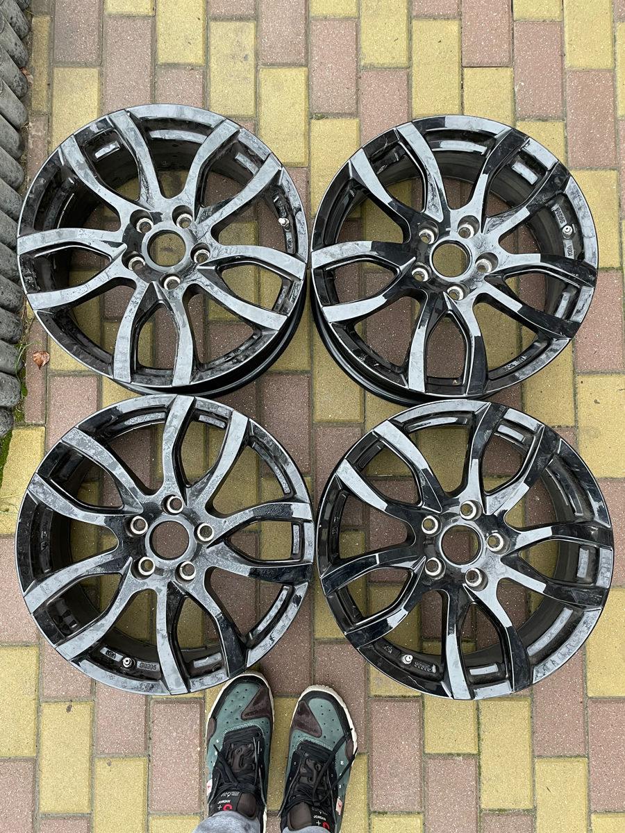 Jante 5x114.3 R17 Et 40 J7 Toyota Lexus Nissan Renault Ect Anvelope 225 ...
