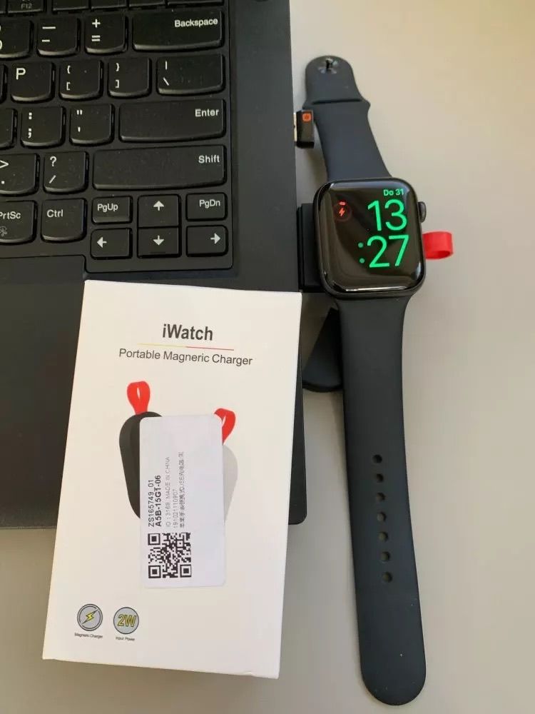 Зарядка Apple Watch